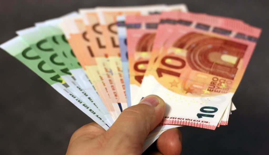 Discretionary Income vs. Disposable Income | Invest it in