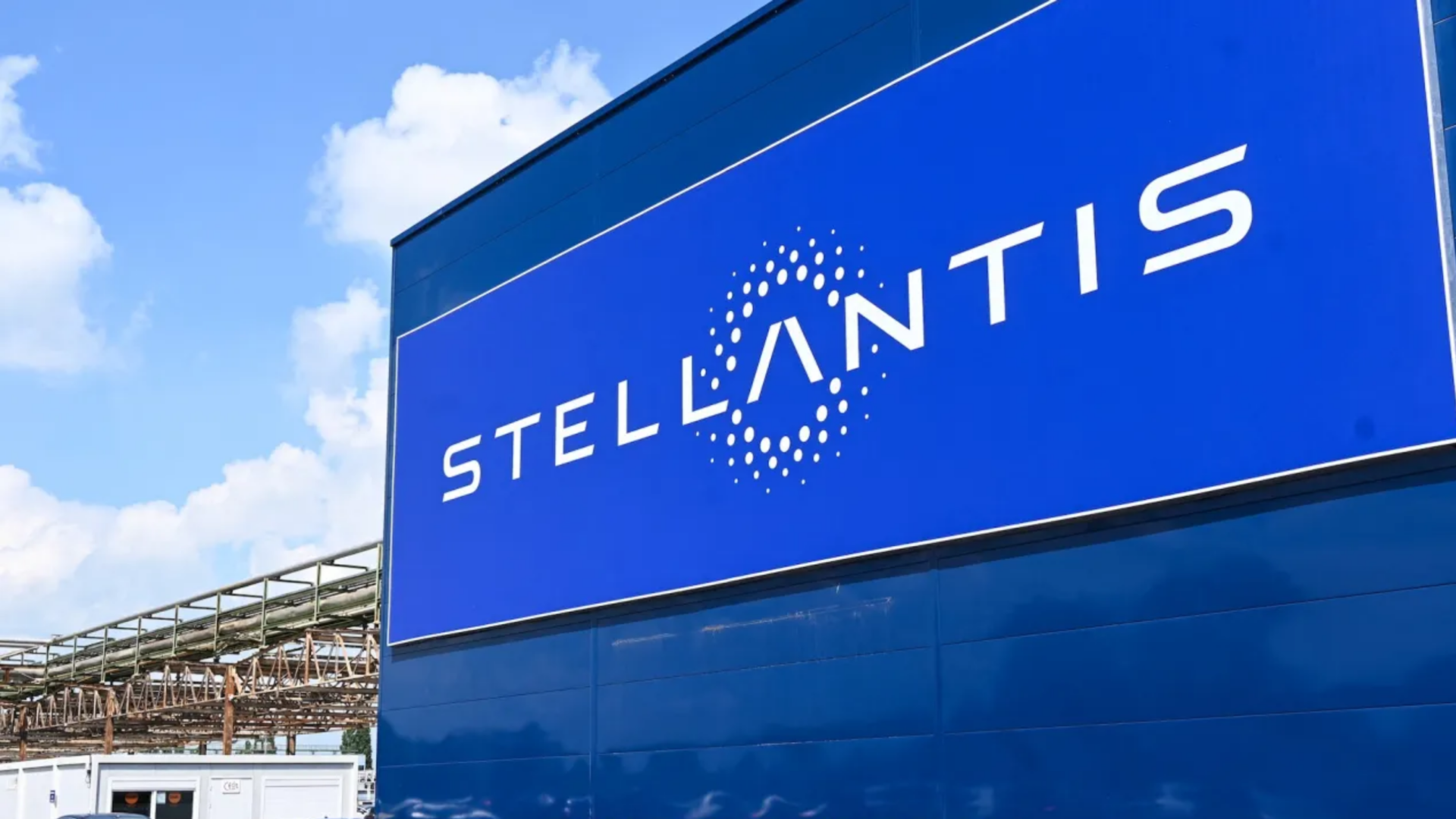 Stellantis and Samsung SDI Unveil $3.2B EV Battery Factory in Indiana ...